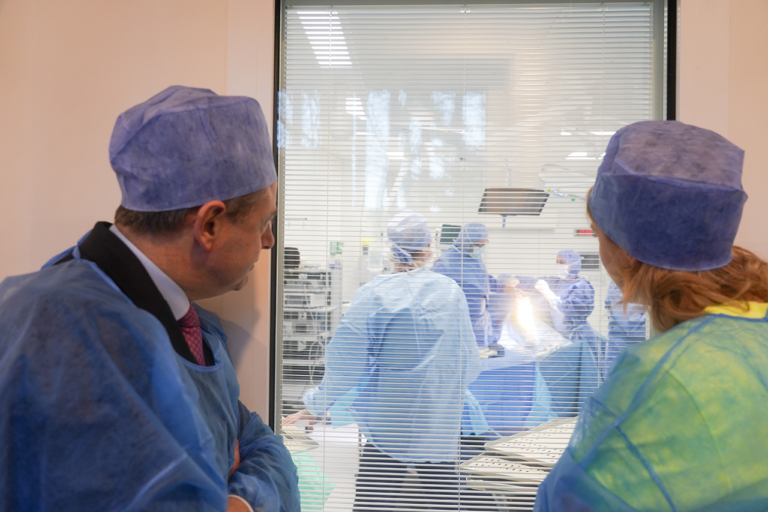 Orthoca and AZ Monica open Orthopedics Focus Clinic